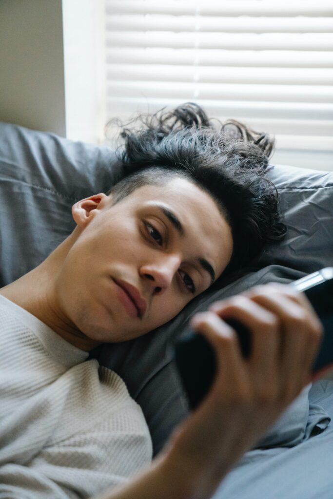 Stages of Addition: Early Signs | Aspen Behavioral Health